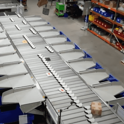 Xstream Compact - Linear Conveyor Sortation System